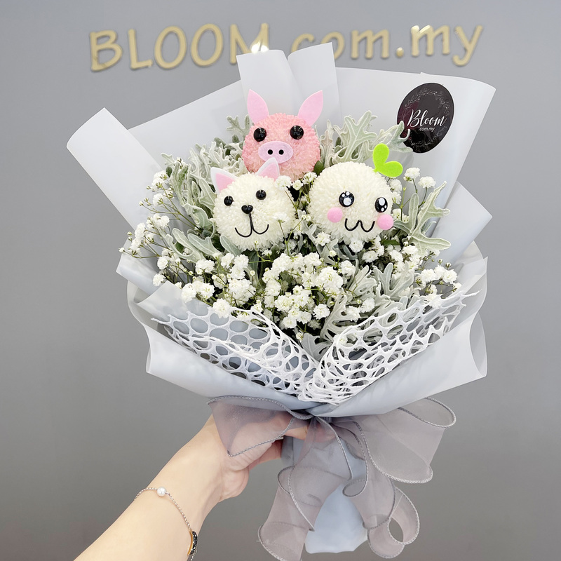 Sweet Animal Trio Floral Bouquet | Bloom