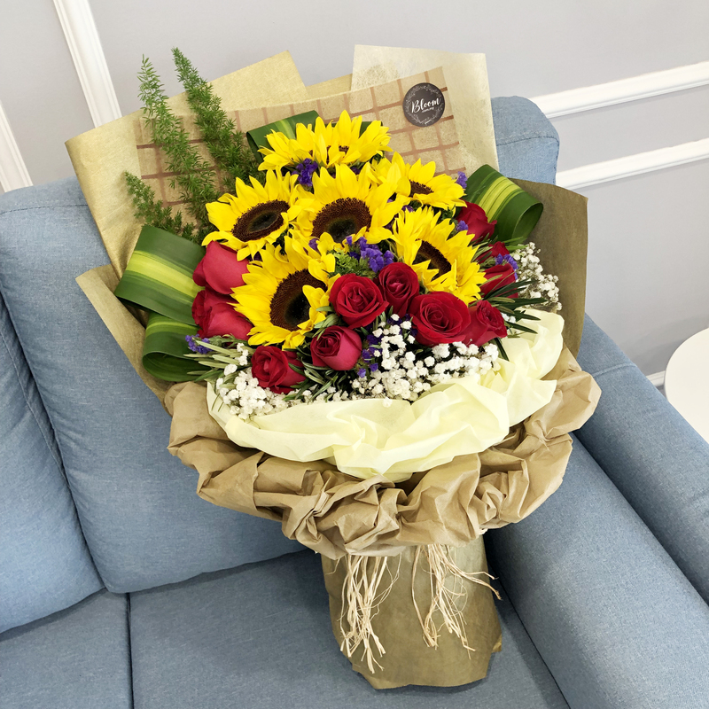 Mix Hand Bouquet 35 | Bloom